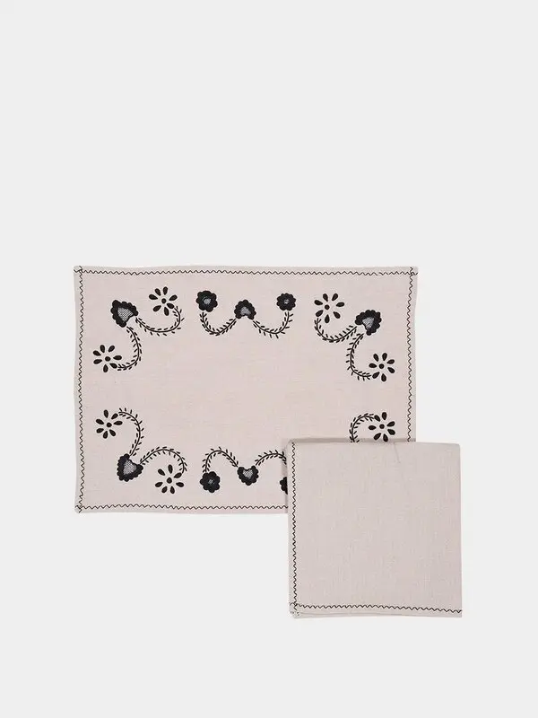 HOUSE OF CAPRICORN Hand-embroidered Viana Beige Linen With Embroidery Placemat And Napkin Set - Black