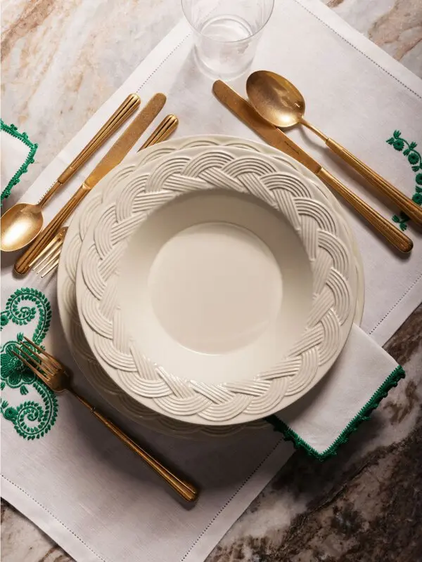 HOUSE OF CAPRICORN Vime Ceramic Soup Plate - White