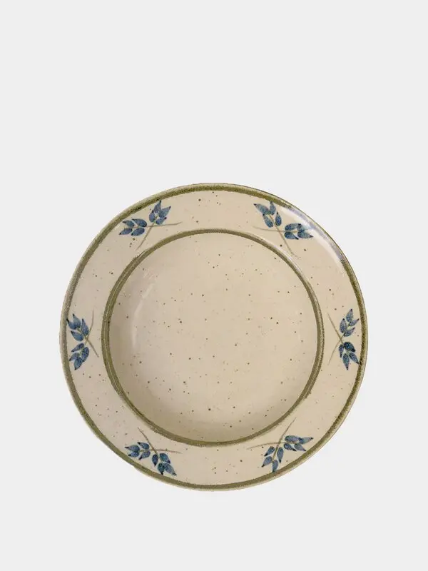 HOUSE OF CAPRICORN Hand-painted Lusitano Leaf Stoneware Soup Plate - Multicolour