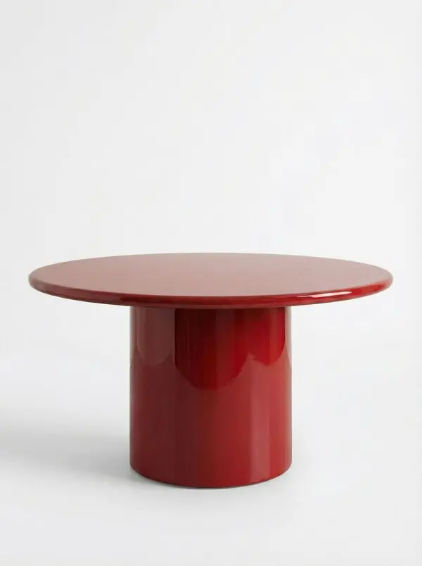 HOUSE OF CAPRICORN Amendoeira Lacquered Wood Round Dining Table - Red