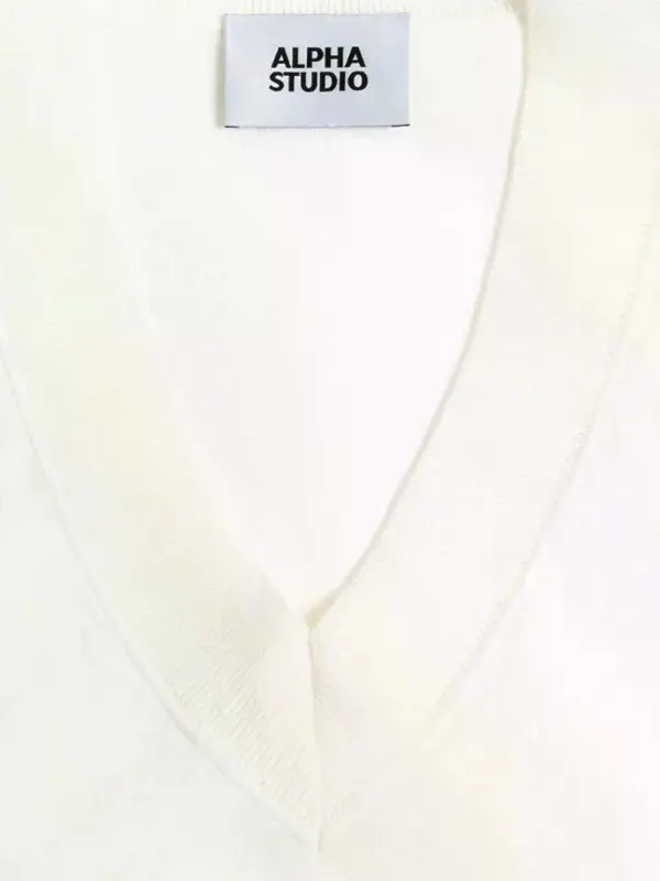 Alpha Studio V-neck Sweater