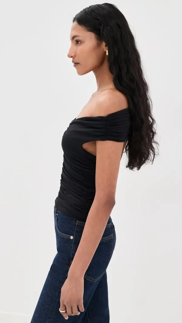 Susana Monaco Off-shoulder V-wire Ruched Top - Black