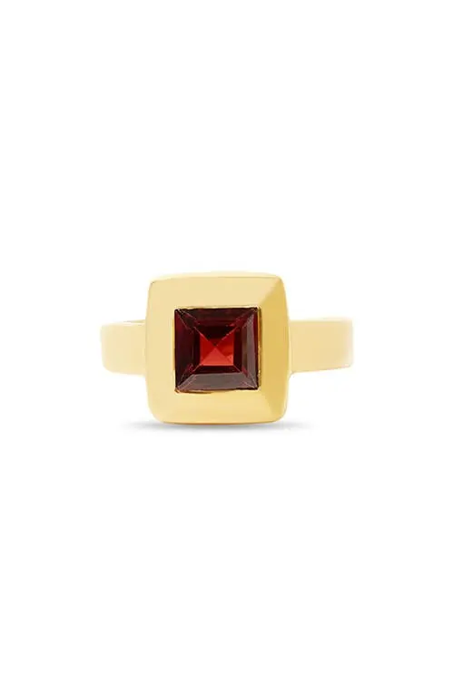 Argento Vivo Bold Bezel Ring - Gold/garnet