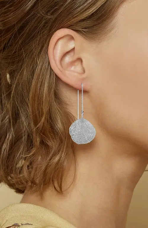 BEARFRUIT JEWELRY Sienna Leaf Disc Threader Earrings - Silver