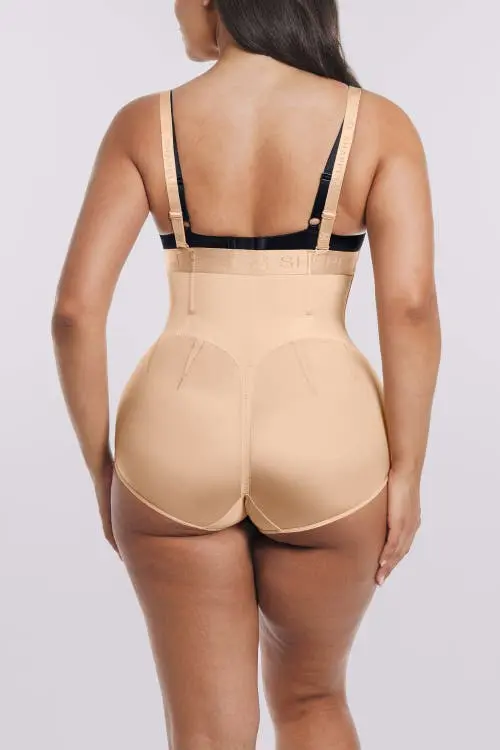 SHAPELLX Curve Code Airy Comfy Smoothing Brief - Beige