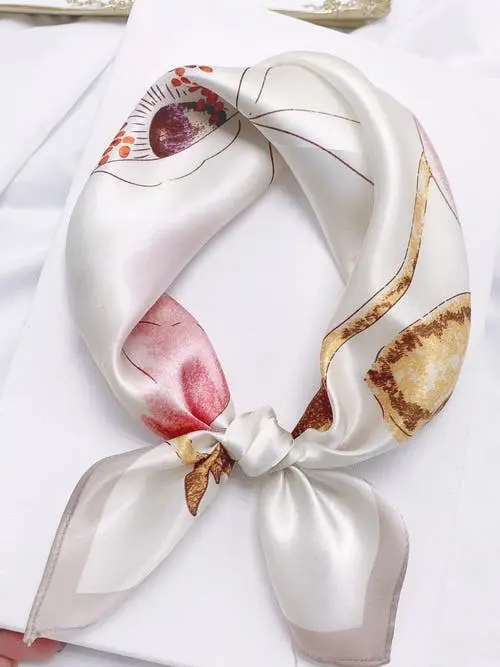 SILKSILKY Elegant Pure Silk Square Scarf - Beige