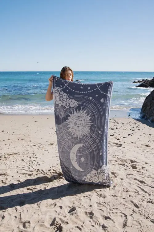 INFUSEZEN Celestial Sun And Moon Sand Resistant Organic Turkish Towel - Navy