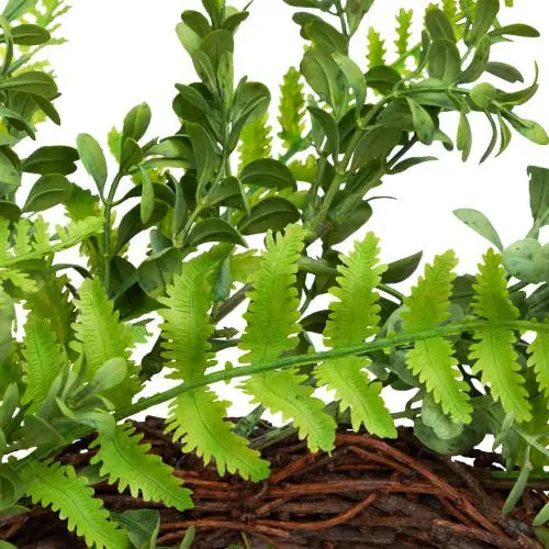 NORTHLIGHT Fern Leaf Artificial Springtime Wreath18"