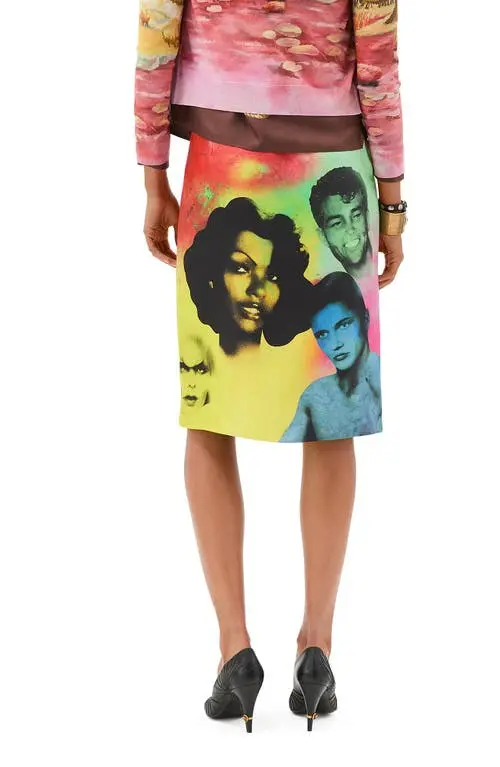 Versace Printed Silk Twill Pencil Skirt