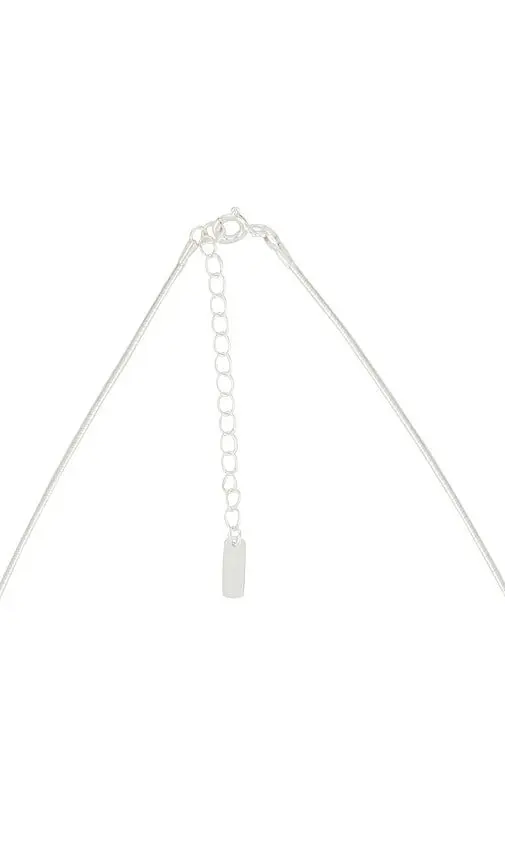CASA CLARA Maris Pendant Necklace