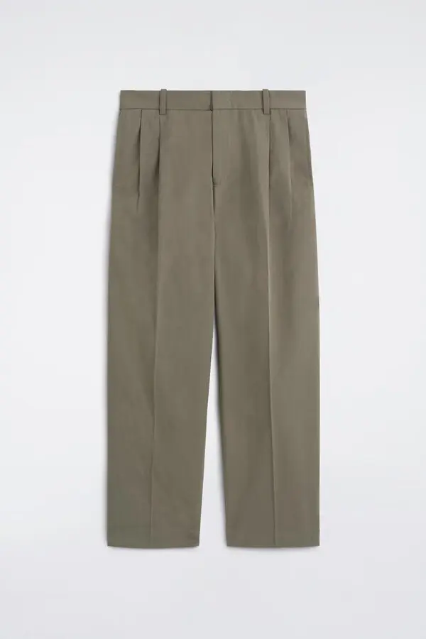 Cos Pleated Relaxed-fit Tapered Pants - Green