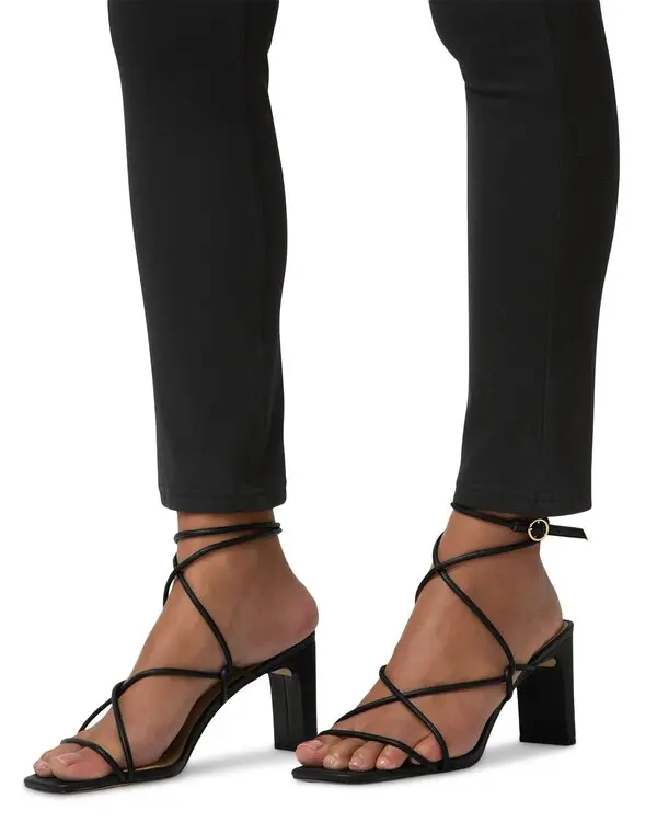 Hue Skimmer Jeans - Black