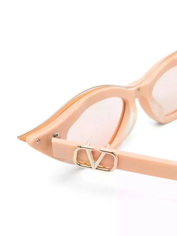 Valentino Garavani Vlogo Cat-eye Frame Sunglasses