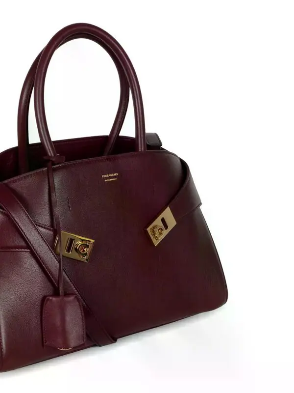 FERRAGAMO Medium Hug Shoulder Bag