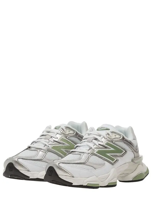NEW BALANCE U 9060 Sneakers - White