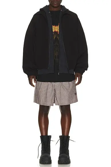 Balenciaga Medium Fitted T-shirt - Black