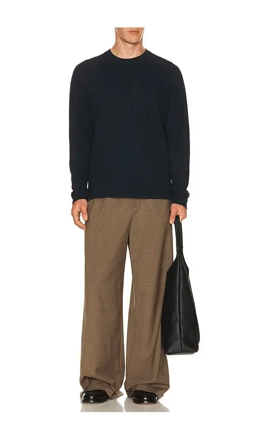 Theory Delroy Long Sleeve Tee In . Also - Navy