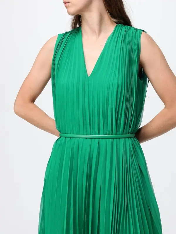 Max Mara Sleeveless V-neck Pleated Midi Dress With Belt - Green