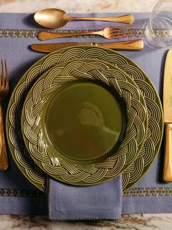 HOUSE OF CAPRICORN Vime Ceramic Dinner Plate
