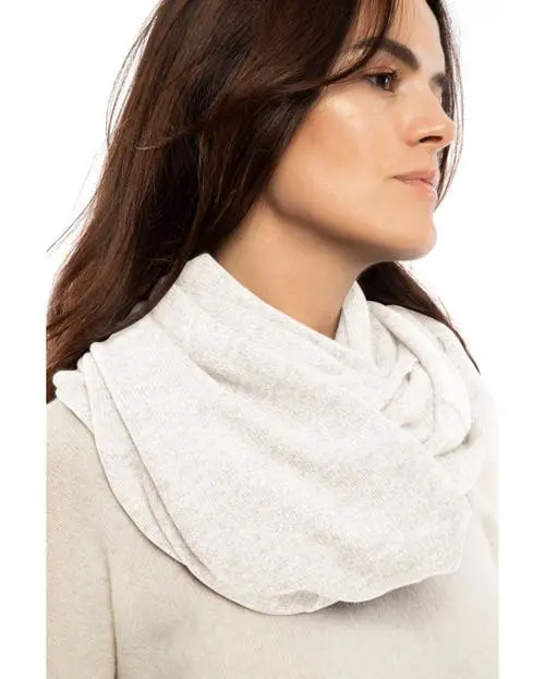MONTICELLI CASHMERE Maxi Pure Cashmere Infinity Scarf - Milk White