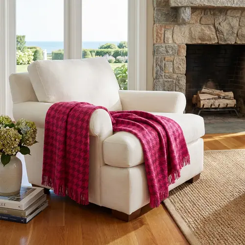 PRINCE OF SCOTS Southampton Home Naturally Weighted Houndstooth Throw