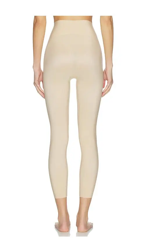 Commando Zone Smoothing Capri - Beige
