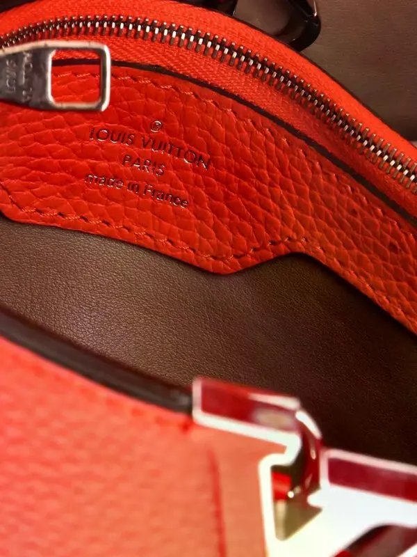 LOUIS VUITTON Capucines Gm Satchel - Red