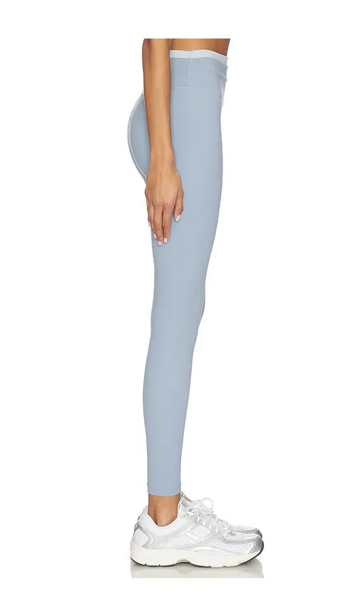 GOLD HINGE Double Waist Strydeform Legging