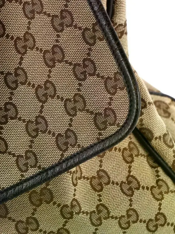 Gucci Gg Canvas Flap Messenger Bag