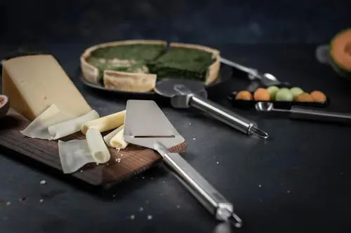 KUHN RIKON Essential Cheese Slicer