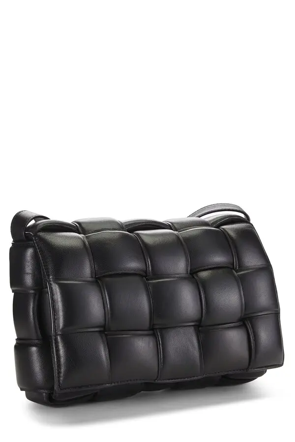 Bottega Veneta Maxi Intrecciato Padded Cassette - Black