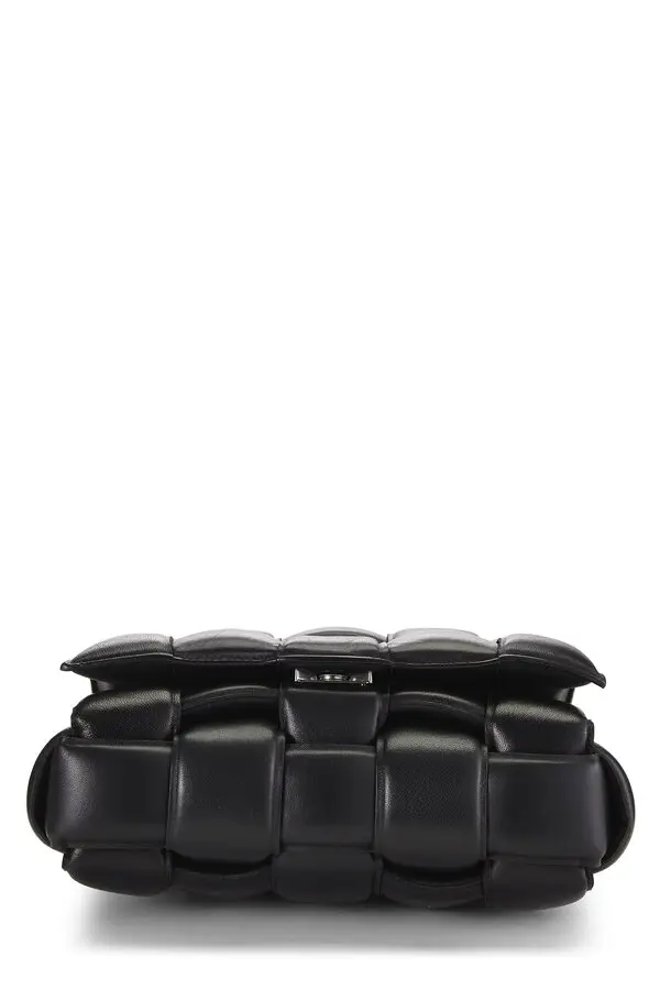 Bottega Veneta Maxi Intrecciato Padded Cassette - Black