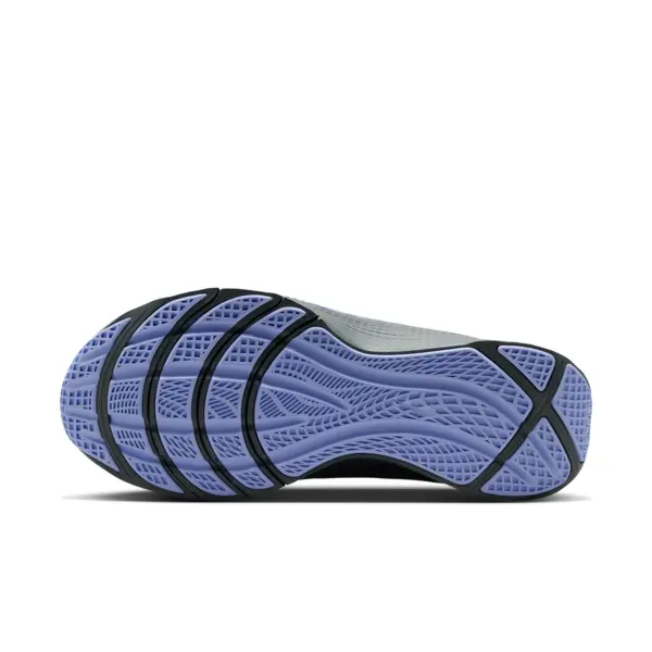 Nike Lebron Tr 1 Workout Shoes - Grey
