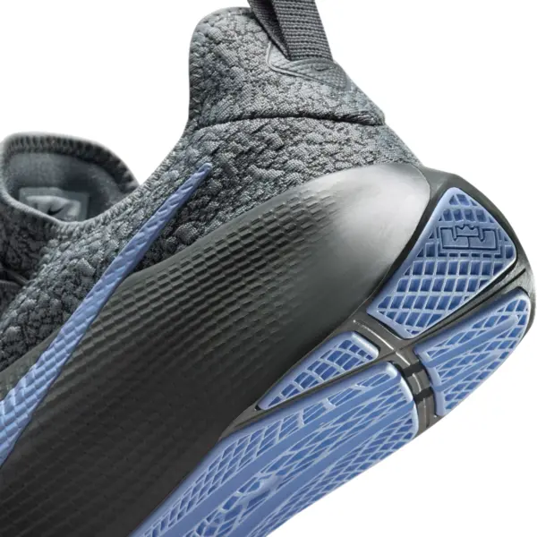 Nike Lebron Tr 1 Workout Shoes - Grey