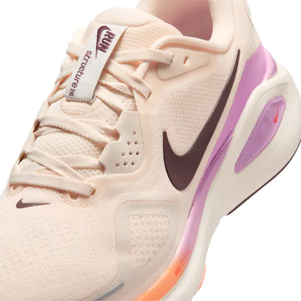 Nike Structure 26 Road Running Shoes