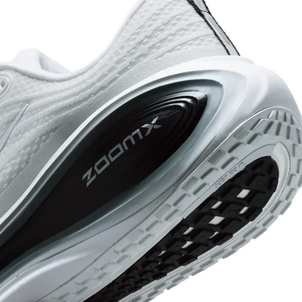 Nike Vomero Plus Road Running Shoes