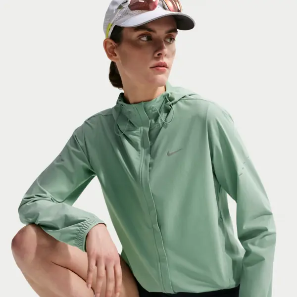 Nike Swift Repel Packable Running Jacket - Green
