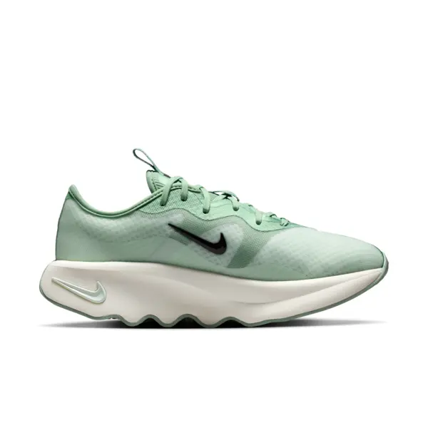 Nike Motiva 2 Walking Shoes