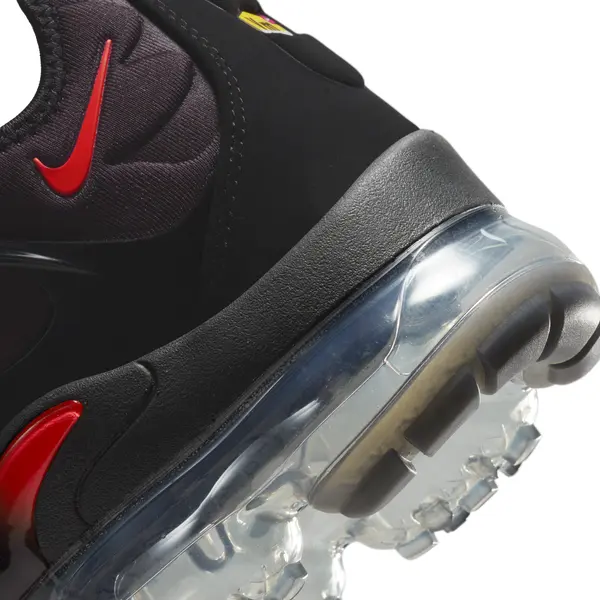 Nike Air Vapormax Plus Sneakers - Black