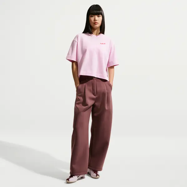 Nike Oversized Mod-cropped T-shirt