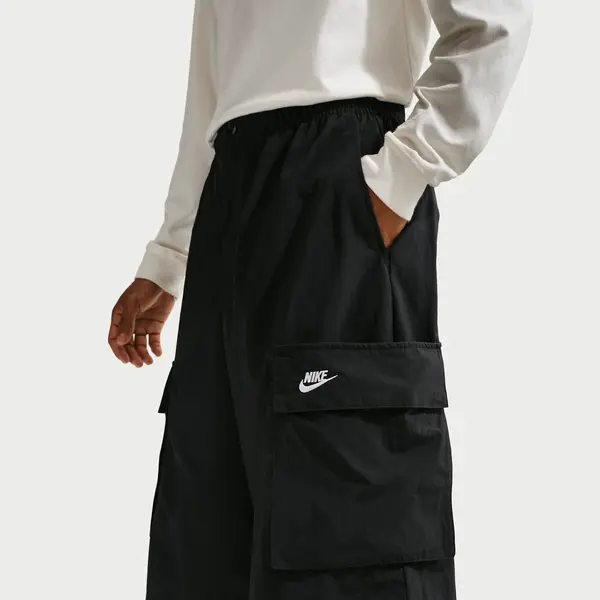 Nike Oversized Cargo Shorts