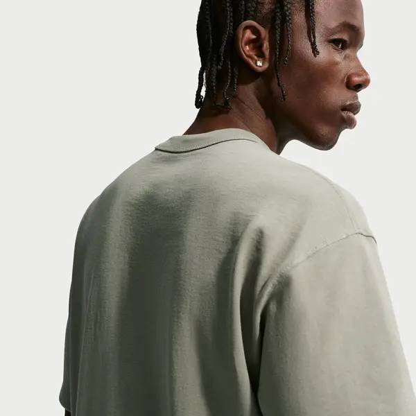 Nike Sportswear Premium Essentials T-shirt - Grey