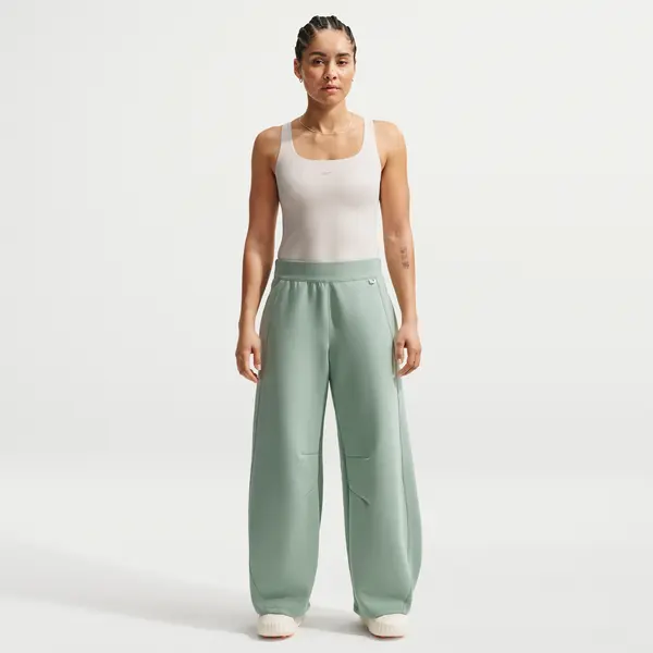 Nike 24.7 Impossiblysoft High-waisted Wide-leg Pants - Green