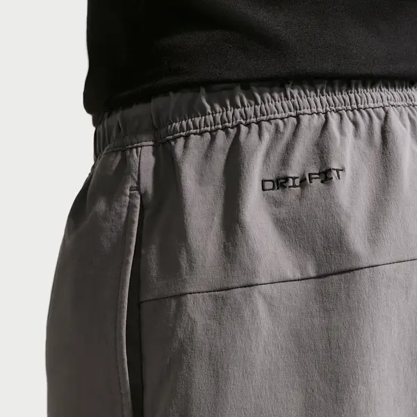 Nike Tech Woven Shorts - Black