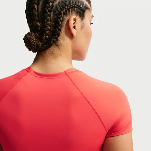 Nike Universa Dri-fit Short-sleeve Top - Red