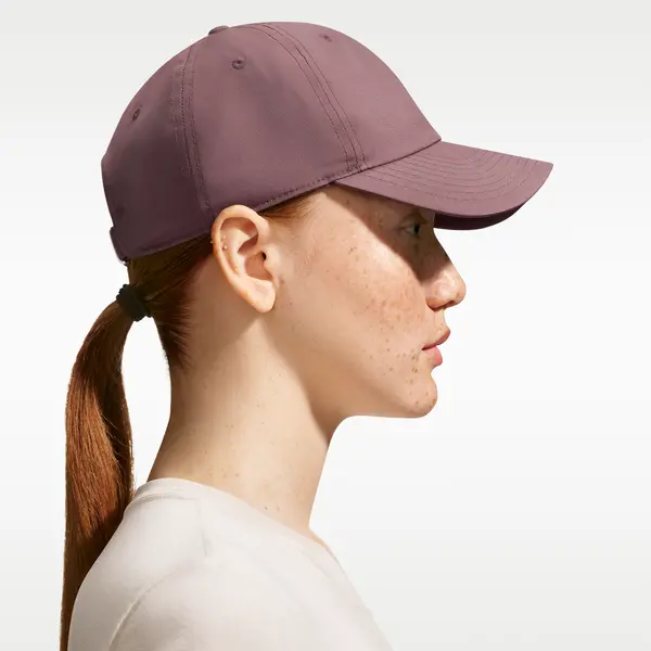 Nike Dri-fit Club Unstructured Metal Swoosh Cap