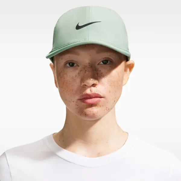 Nike Dri-fit Club Unstructured Featherlight Cap - Green