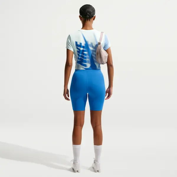 Nike Sportswear Chill Knit Slim Cropped T-shirt - Green