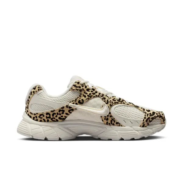 Nike V5 Rnr Suede Shoes