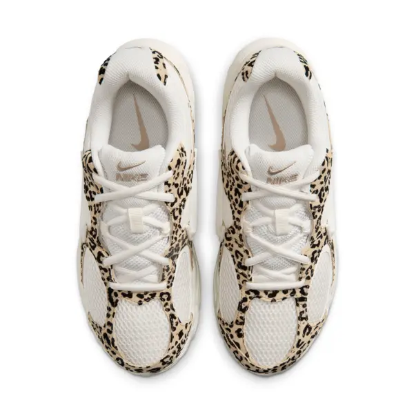 Nike V5 Rnr Suede Shoes